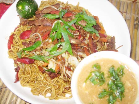 Northern Dispatch | Makan ala Pinoy: Pansit batil patong