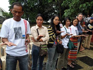 Northern Dispatch | Sunrise ritual held to celebrate World Indigenous ...