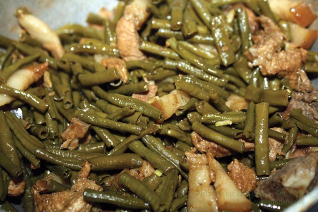 Northern Dispatch | Makan a la Pinoy: Ensalada ken adobo nga utong